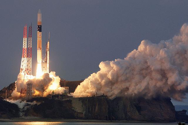 Japanese Space Agency Searches for Satellite Lost in Space